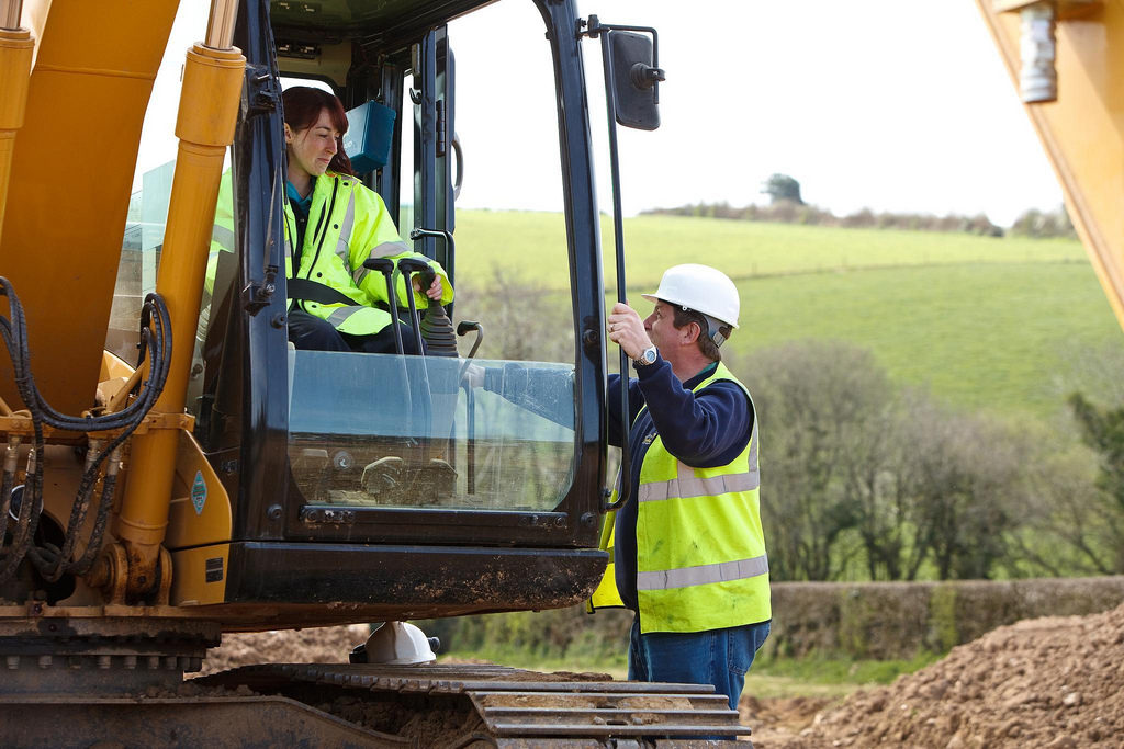 Digger training - Besafe Training Ltd